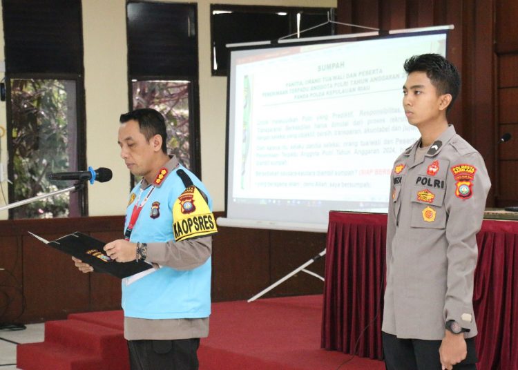 Polresta Barelang Gelar Penandatanganan Fakta Integritas dan ... Polresta Barelang Gelar Penandatanganan Fakta Integritas dan ...